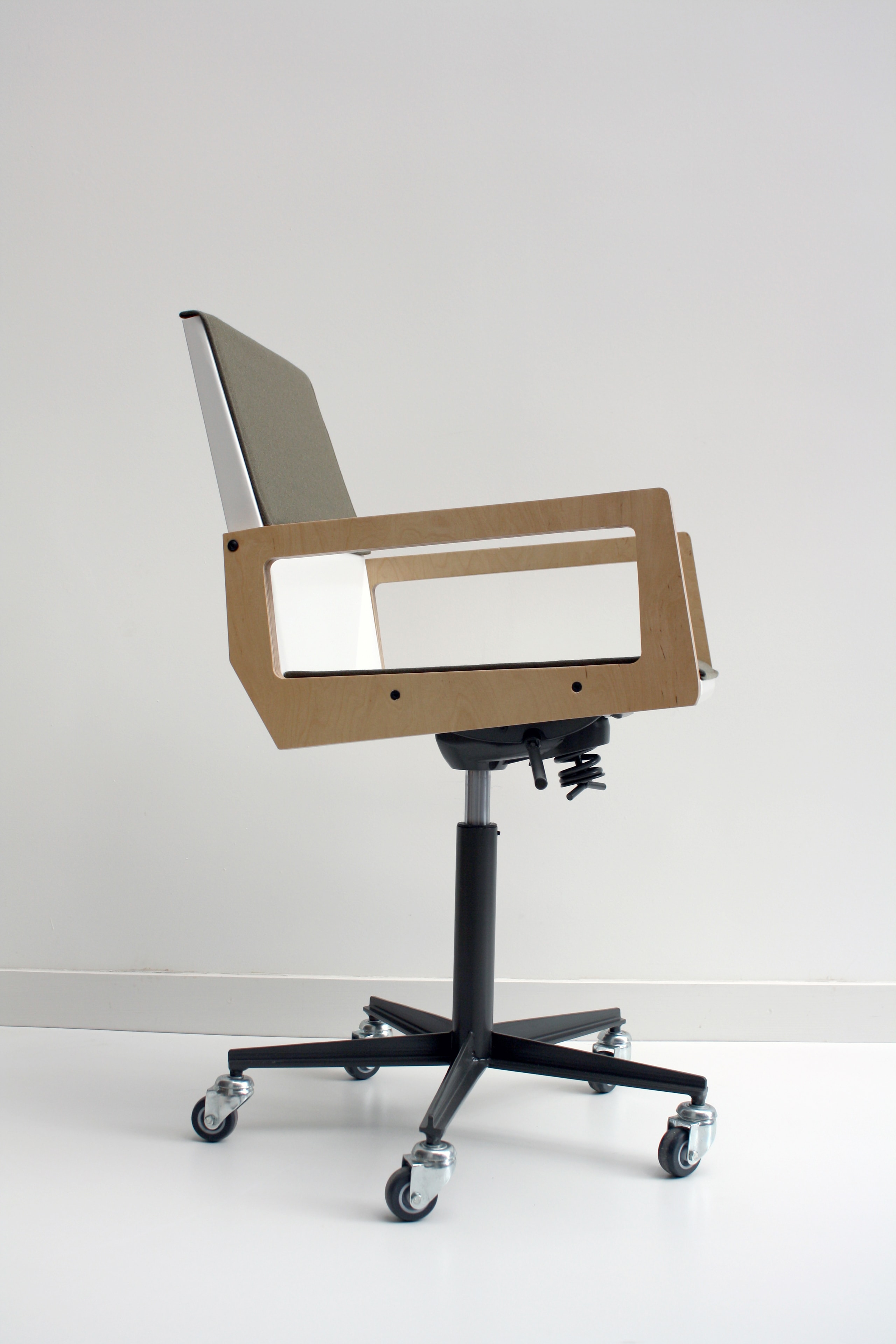 Office Chair - Sannen Jacobs